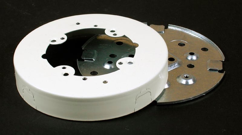 Wiremold V5738A Solid Base Fixture Box Fitting, Ivory, 500/700 Series ...